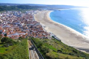 Die 14 schönsten Nazaré Sehenswürdigkeiten als Rundgang (+ Tipps ...